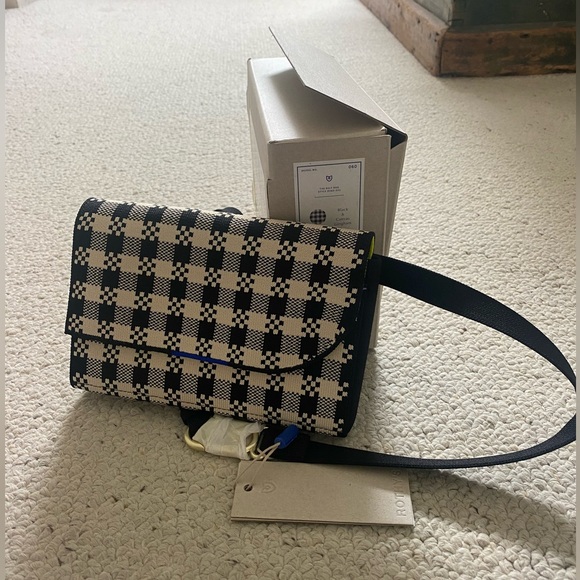 Rothy's | Bags | Brand New Rothys The Belt Bag Black Canvas Gingham Nwt ...